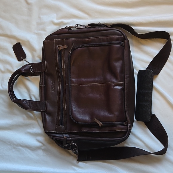 Kenneth Cole Reaction | Bags | Kenneth Cole Reaction Brown Leather ...
